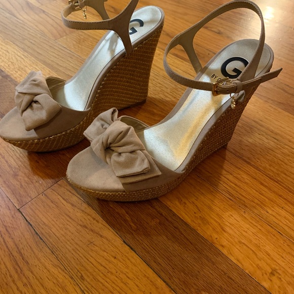 Guess | Shoes | New Guess Platform Taupe Heels Size 8 | Poshmark